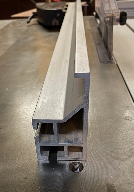 This isthe fitting for the JessEm on the rip fence